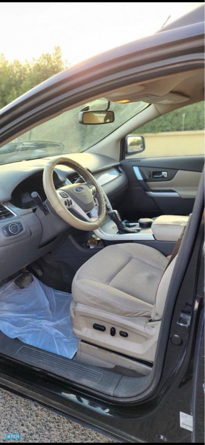 FORD EDGE SEL,2013,km 140000.original paint. Accident free., No: