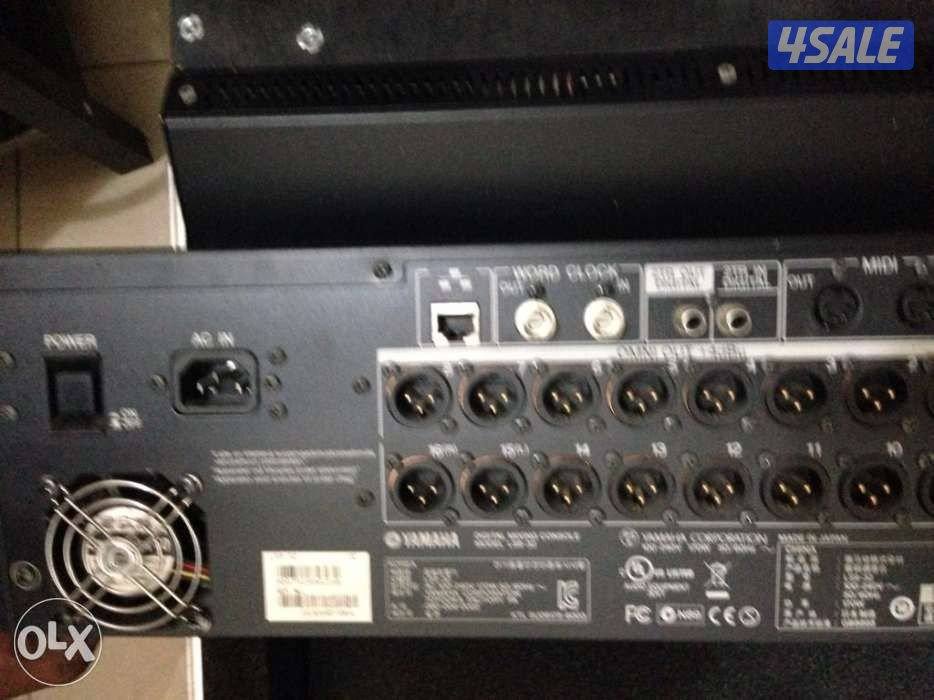 yamaha LS9 32ch digital mixer like new, No:19488271