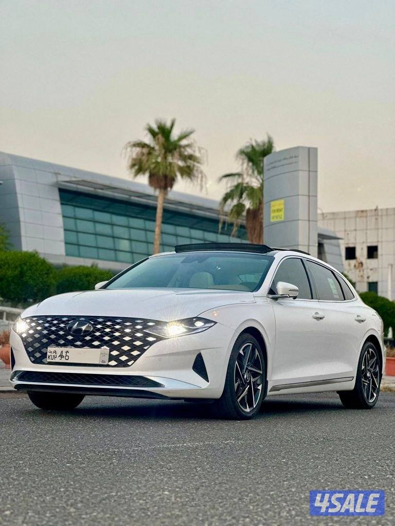 Azera 2022 ; 29000km fully loaded and very clean, No:19489150