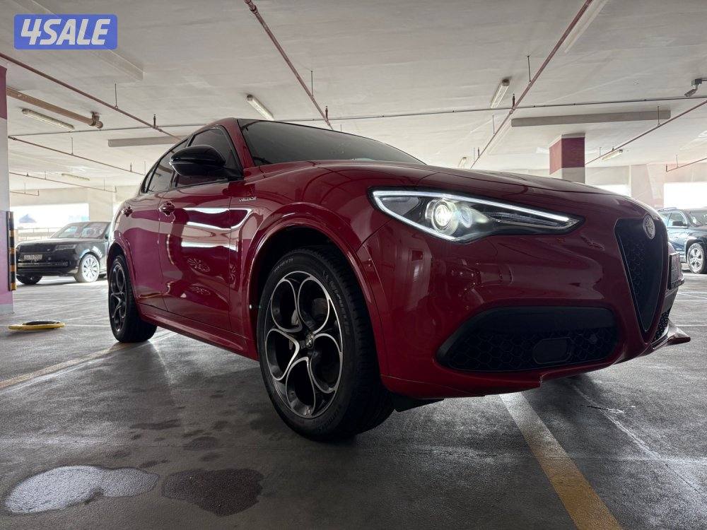 Alfa Romeo - Red, No:19556130