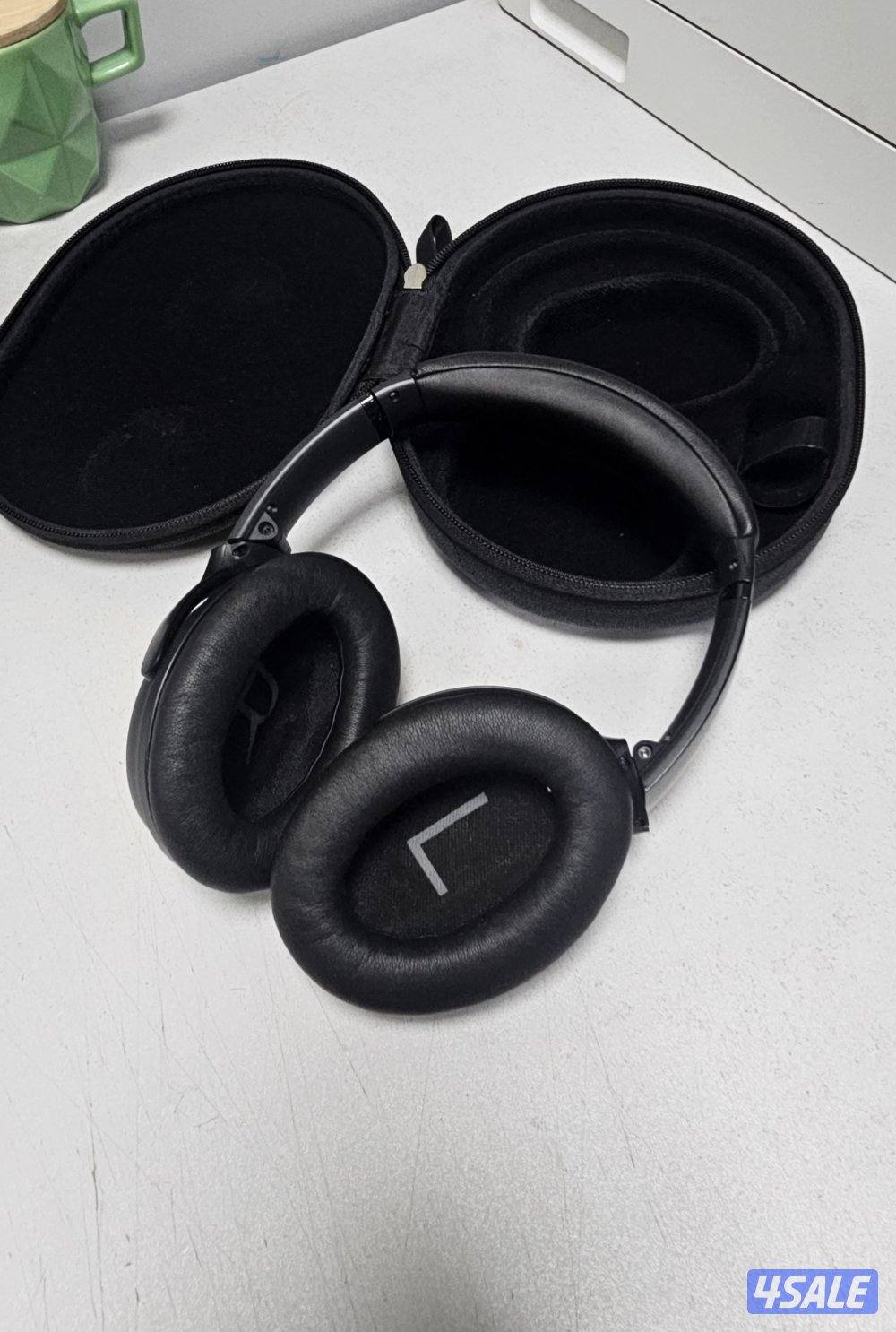 Bose quite comforts 45 headphones, No:19945569