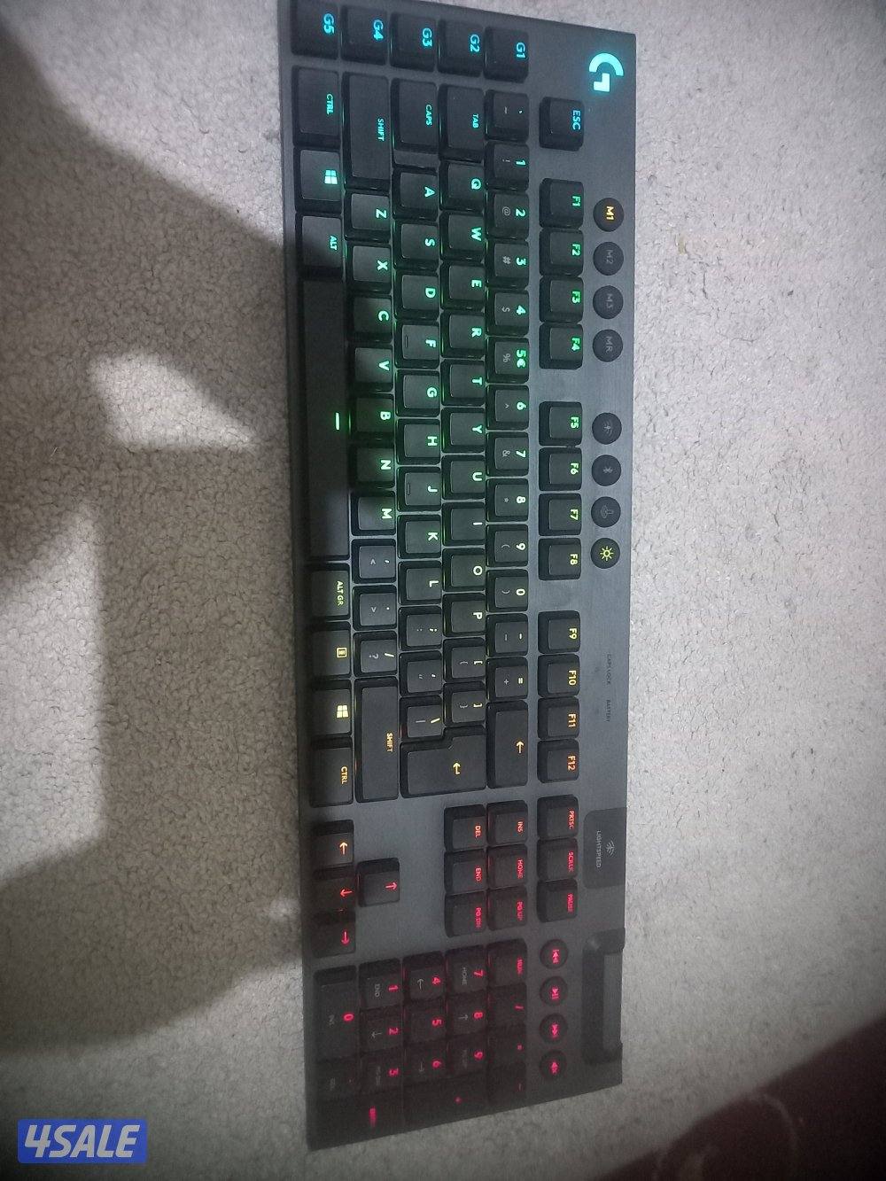 logitech g915 lightspeed wirless RGB mechanical gaming keybo, No: