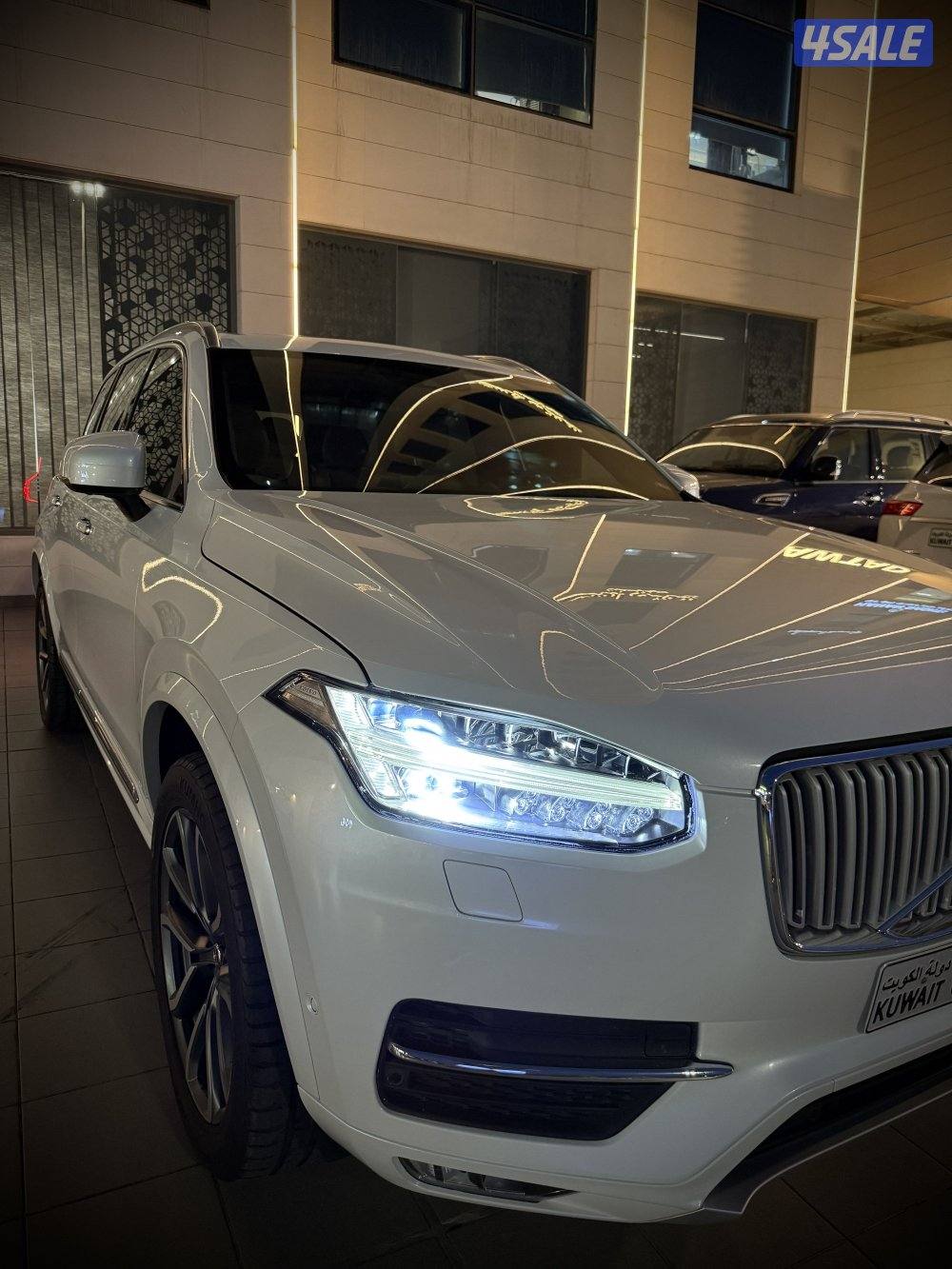Volvo XC90 - 2018 Pearl White - Kuwait Volvo Agency - Origin, No: