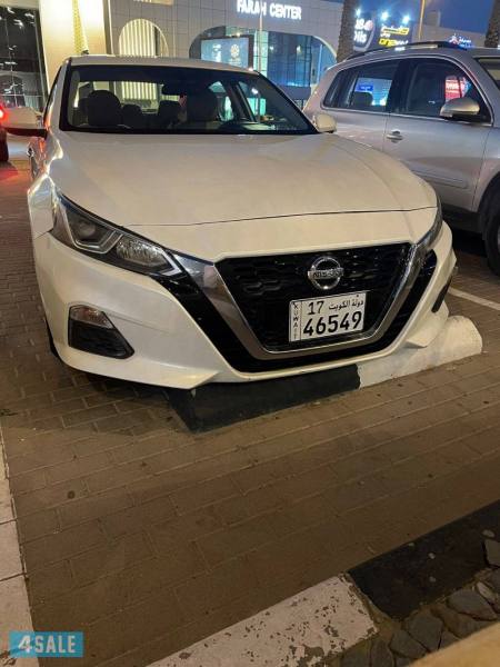 Used cars for sale in Kuwait with the best price (page: land-rover)