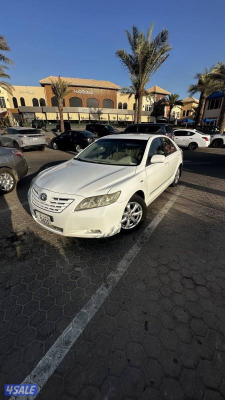 Used cars for sale in Kuwait with the best price (page: 1)